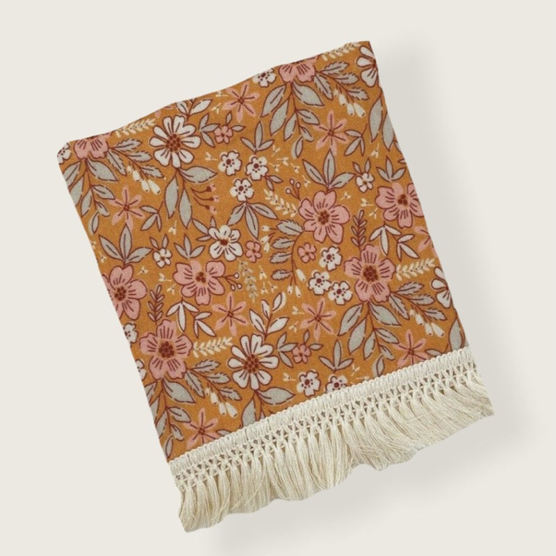 The Frilly Pattern Swaddle – Lunaroo.com.au